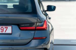 Pelēks BMW 320 2021 Viļņa, ar dzinēja tilpumu 2.00 L un nobraukumu 225 tūkst. km par 18000 €, foto 12 vietnē AUTOMOTO.COM.LV