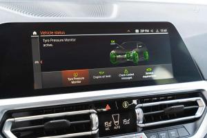 Pelēks BMW 320 2021 Viļņa, ar dzinēja tilpumu 2.00 L un nobraukumu 225 tūkst. km par 18000 €, foto 46 vietnē AUTOMOTO.COM.LV