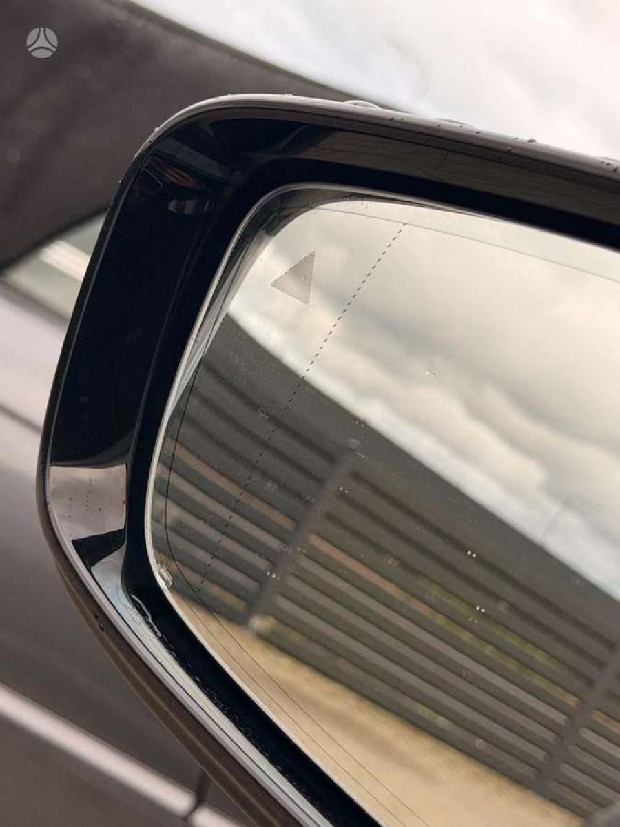 Grey BMW 320 2021 in Kaunas, with an engine capacity of 2.00 L and mileage of 199 thousand km for 22922 €, photo 12 on AUTOMOTO.COM.LV