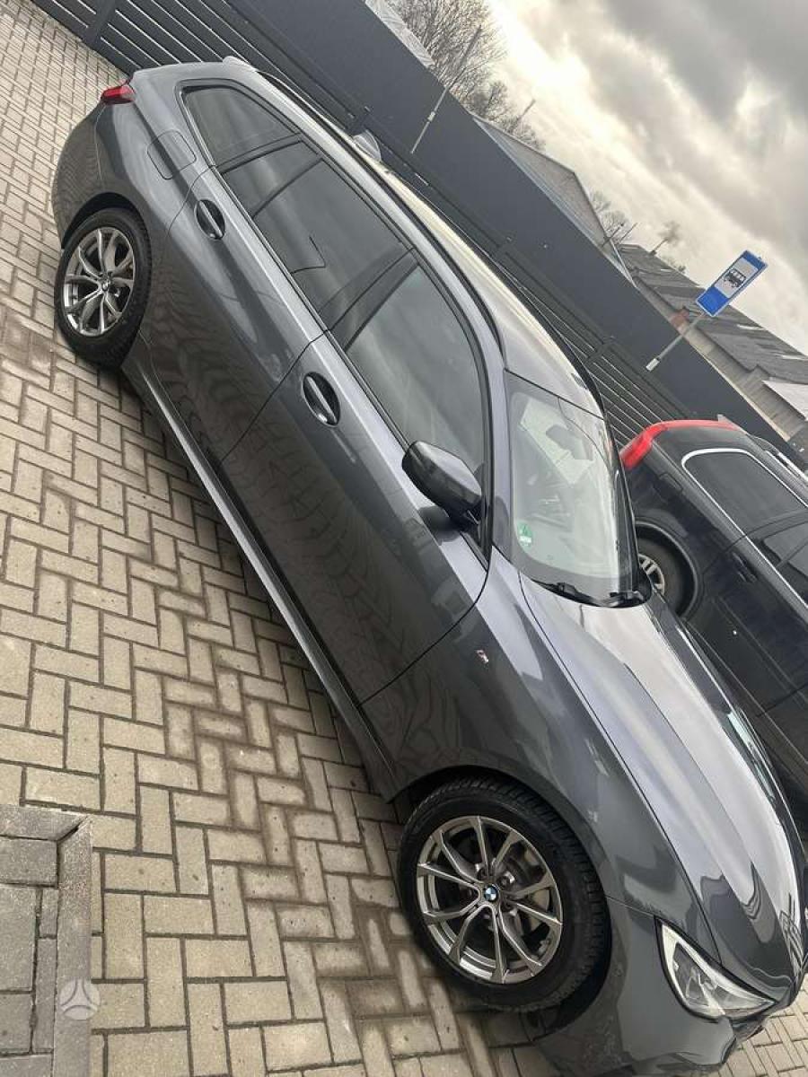 Grey BMW 320 2021 in Kaunas, with an engine capacity of 2.00 L and mileage of 199 thousand km for 22922 €, photo 24 on AUTOMOTO.COM.LV