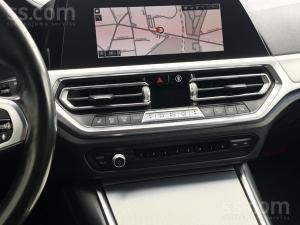 Grey BMW 320 2021 in Riga, with an engine capacity of 2.00 L and mileage of 214 thousand km for 20750 €, photo 12 on AUTOMOTO.COM.LV