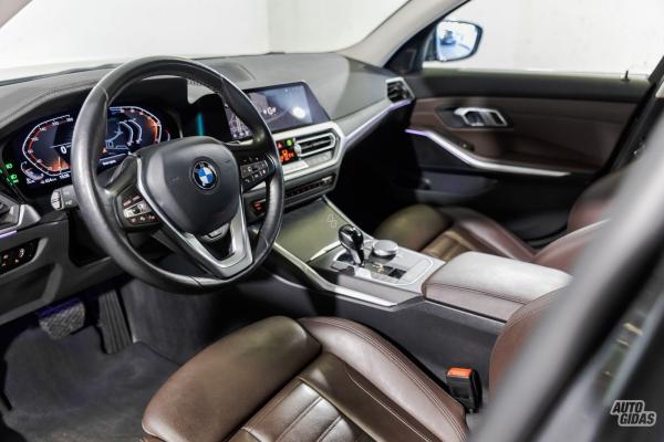 Pelēks BMW 320 2022 Viļņa, ar dzinēja tilpumu 2.00 L un nobraukumu 87 tūkst. km par 27491 €, foto 10 vietnē AUTOMOTO.COM.LV