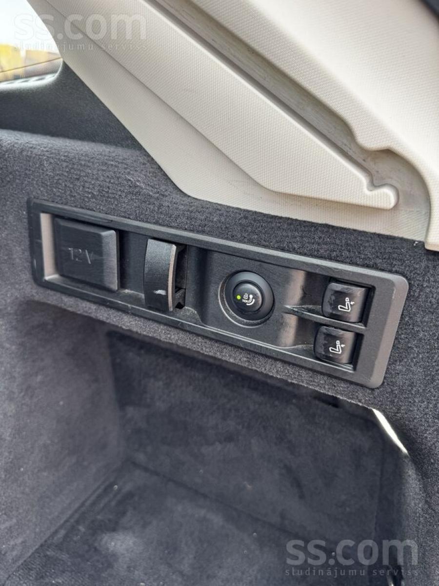 Grey BMW 320 2022 in Riga, with an engine capacity of 2.00 L and mileage of 132 thousand km for 20950 €, photo 16 on AUTOMOTO.COM.LV