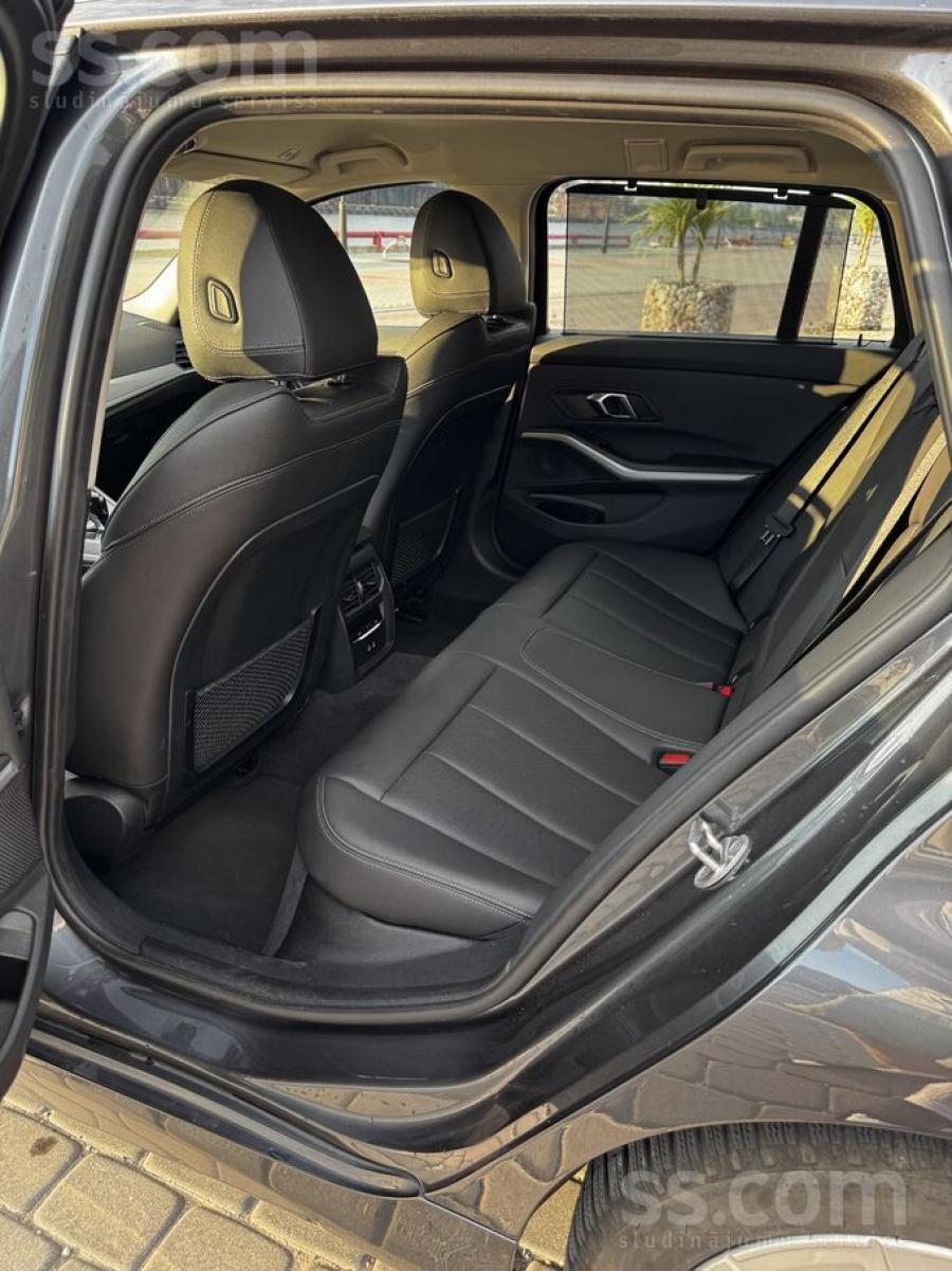 Grey BMW 320 2022 in Riga, with an engine capacity of 2.00 L and mileage of 132 thousand km for 20950 €, photo 19 on AUTOMOTO.COM.LV