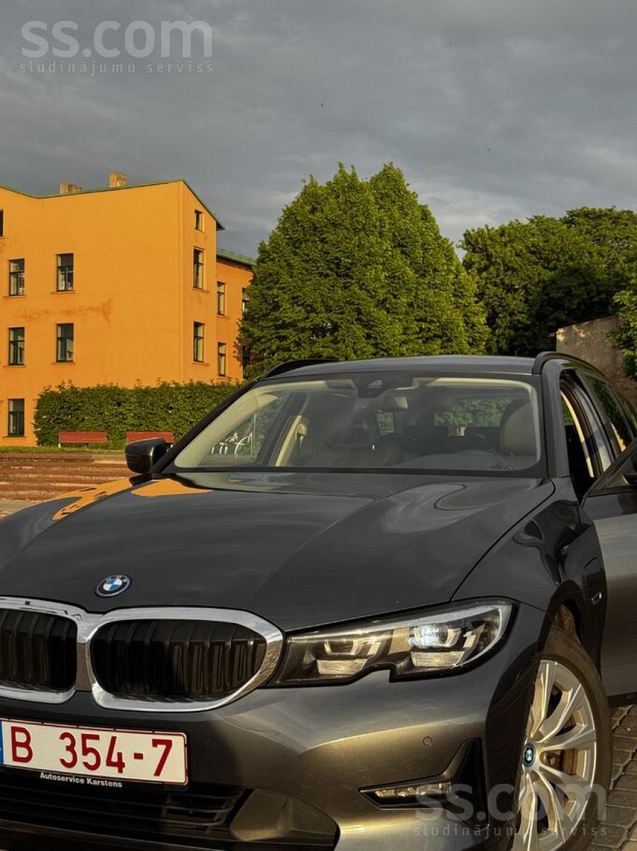 Grey BMW 320 2022 in Riga, with an engine capacity of 2.00 L and mileage of 132 thousand km for 20950 €, photo 29 on AUTOMOTO.COM.LV
