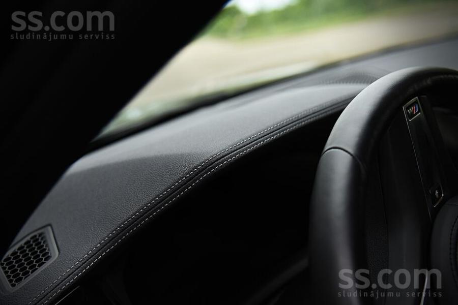 Grey BMW 320 2022 in Tukums, with an engine capacity of 2.00 L and mileage of 175 thousand km for 23490 €, photo 15 on AUTOMOTO.COM.LV