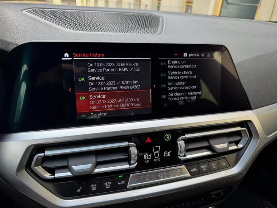 Grey BMW 320 2022 in Riga, with an engine capacity of 2.00 L and mileage of 179 thousand km for 18900 €, photo 25 on AUTOMOTO.COM.LV