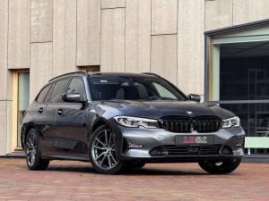 Grey BMW 320 2022 in Riga, with an engine capacity of 2.00 L and mileage of 188 thousand km for 18900 €, photo 31 on AUTOMOTO.COM.LV