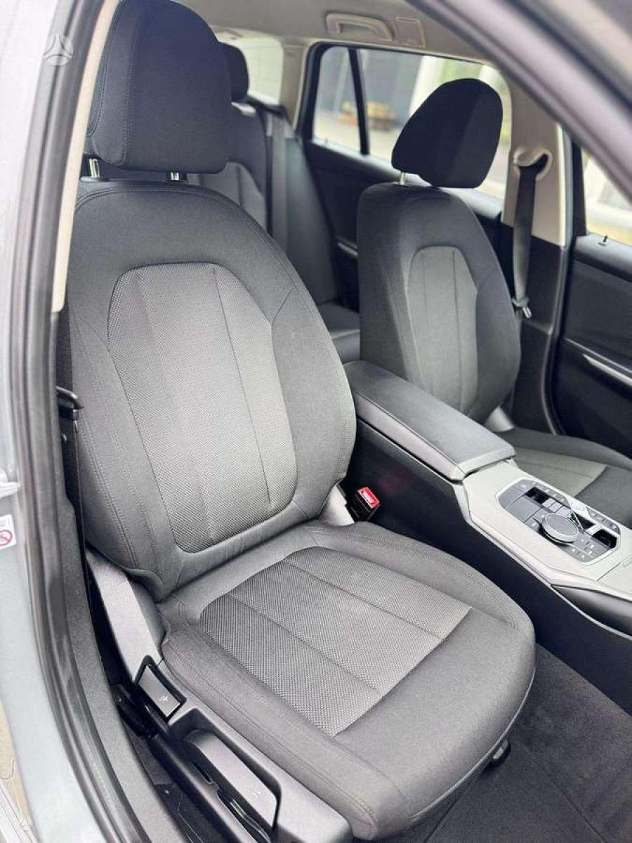 Grey BMW 320 2022 in Vilnius, with an engine capacity of 2.00 L and mileage of 57 thousand km for 27200 €, photo 20 on AUTOMOTO.COM.LV