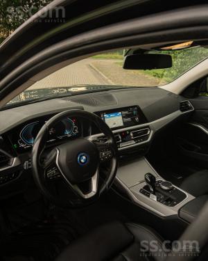 Pelēks BMW 320 2022 Rīga, ar dzinēja tilpumu 2.00 L un nobraukumu 132 tūkst. km par 20950 €, foto 8 vietnē AUTOMOTO.COM.LV