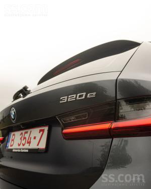 Pelēks BMW 320 2022 Rīga, ar dzinēja tilpumu 2.00 L un nobraukumu 132 tūkst. km par 20950 €, foto 13 vietnē AUTOMOTO.COM.LV