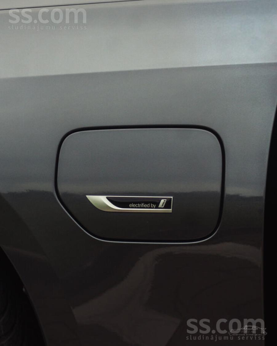 Pelēks BMW 320 2022 Rīga, ar dzinēja tilpumu 2.00 L un nobraukumu 132 tūkst. km par 20950 €, foto 16 vietnē AUTOMOTO.COM.LV