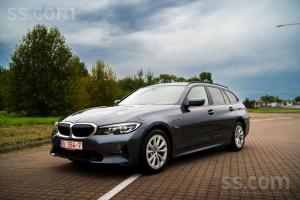 Grey BMW 320 2022 in Riga, with an engine capacity of 2.00 L and mileage of 136 thousand km for 18990 €, photo 7 on AUTOMOTO.COM.LV