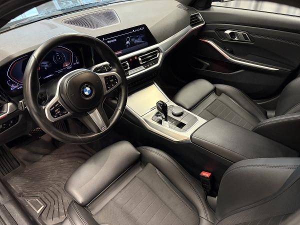 Pelēks BMW 320 2022 Rīga, ar dzinēja tilpumu 2.00 L un nobraukumu 204 tūkst. km par 19490 €, foto 7 vietnē AUTOMOTO.COM.LV