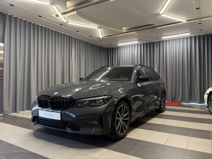 Grey BMW 320 2022 in Marupe, with an engine capacity of 2.00 L and mileage of 204 thousand km for 19490 €, photo 1 on AUTOMOTO.COM.LV