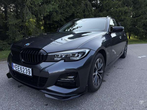 Pelēks BMW 320 2022 Klaipėda, ar dzinēja tilpumu 2.00 L un nobraukumu 63 tūkst. km par 22100 €, foto 1 vietnē AUTOMOTO.COM.LV