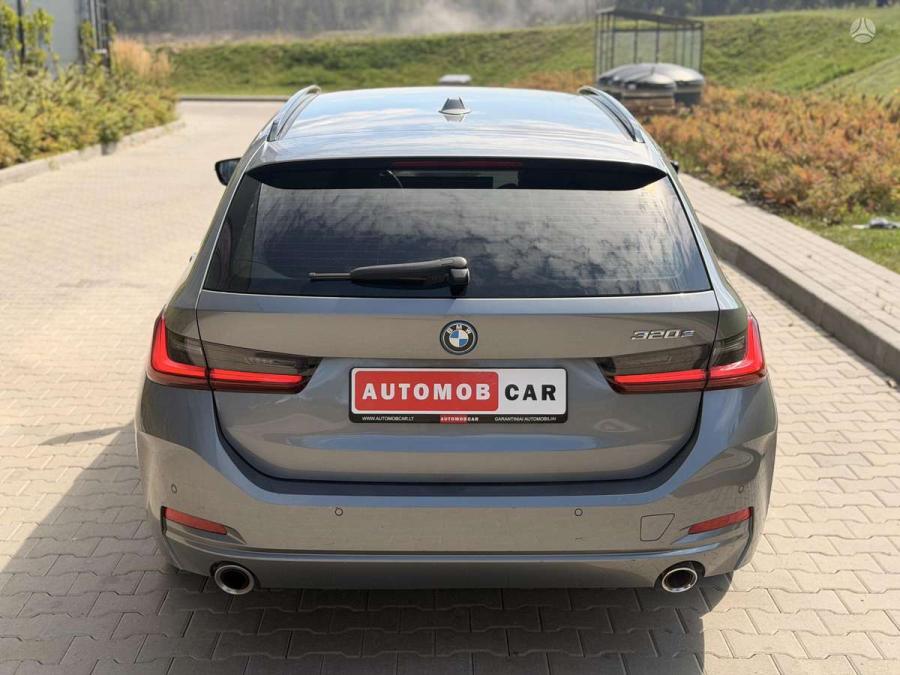 Grey BMW 320 2022 in Vilnius, with an engine capacity of 2.00 L and mileage of 57 thousand km for 26500 €, photo 9 on AUTOMOTO.COM.LV
