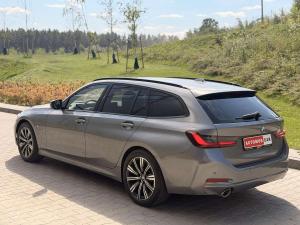 Grey BMW 320 2022 in Vilnius, with an engine capacity of 2.00 L and mileage of 57 thousand km for 26500 €, photo 11 on AUTOMOTO.COM.LV
