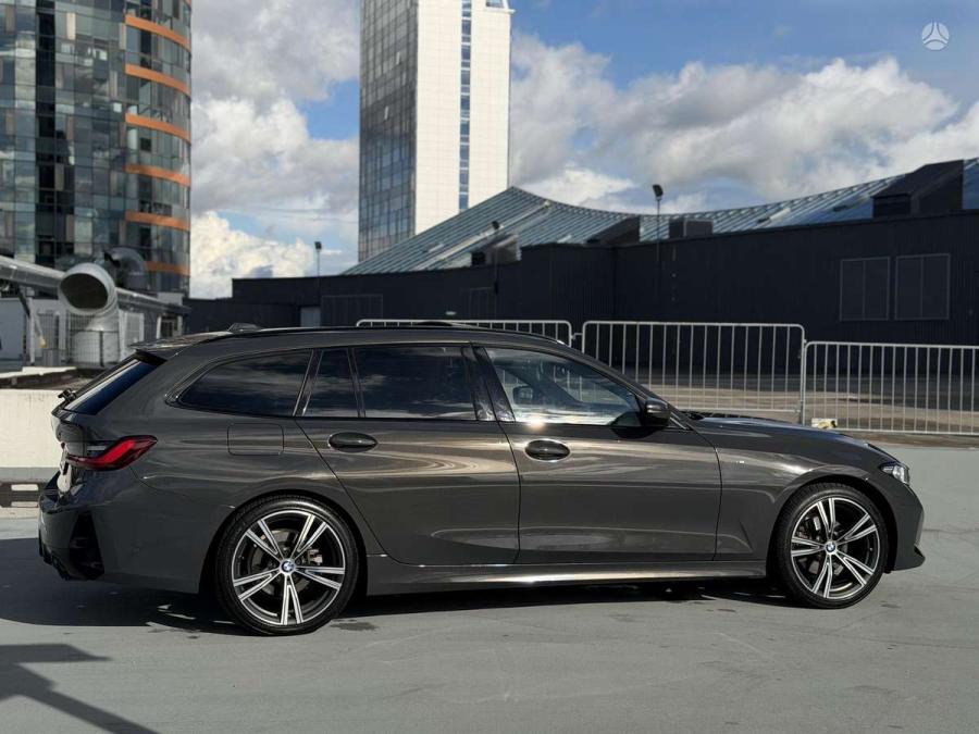 Grey BMW 320 2023 in Vilnius, with an engine capacity of 2.00 L and mileage of 112 thousand km for 29999 €, photo 15 on AUTOMOTO.COM.LV