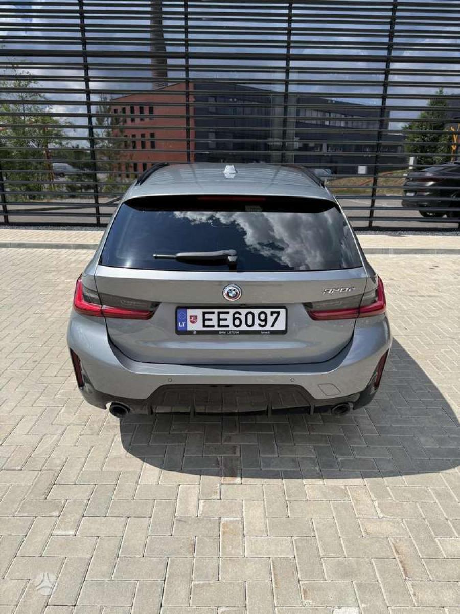 Grey BMW 320 2023 in Klaipeda, with an engine capacity of 2.00 L and mileage of 68 thousand km for 28700 €, photo 5 on AUTOMOTO.COM.LV