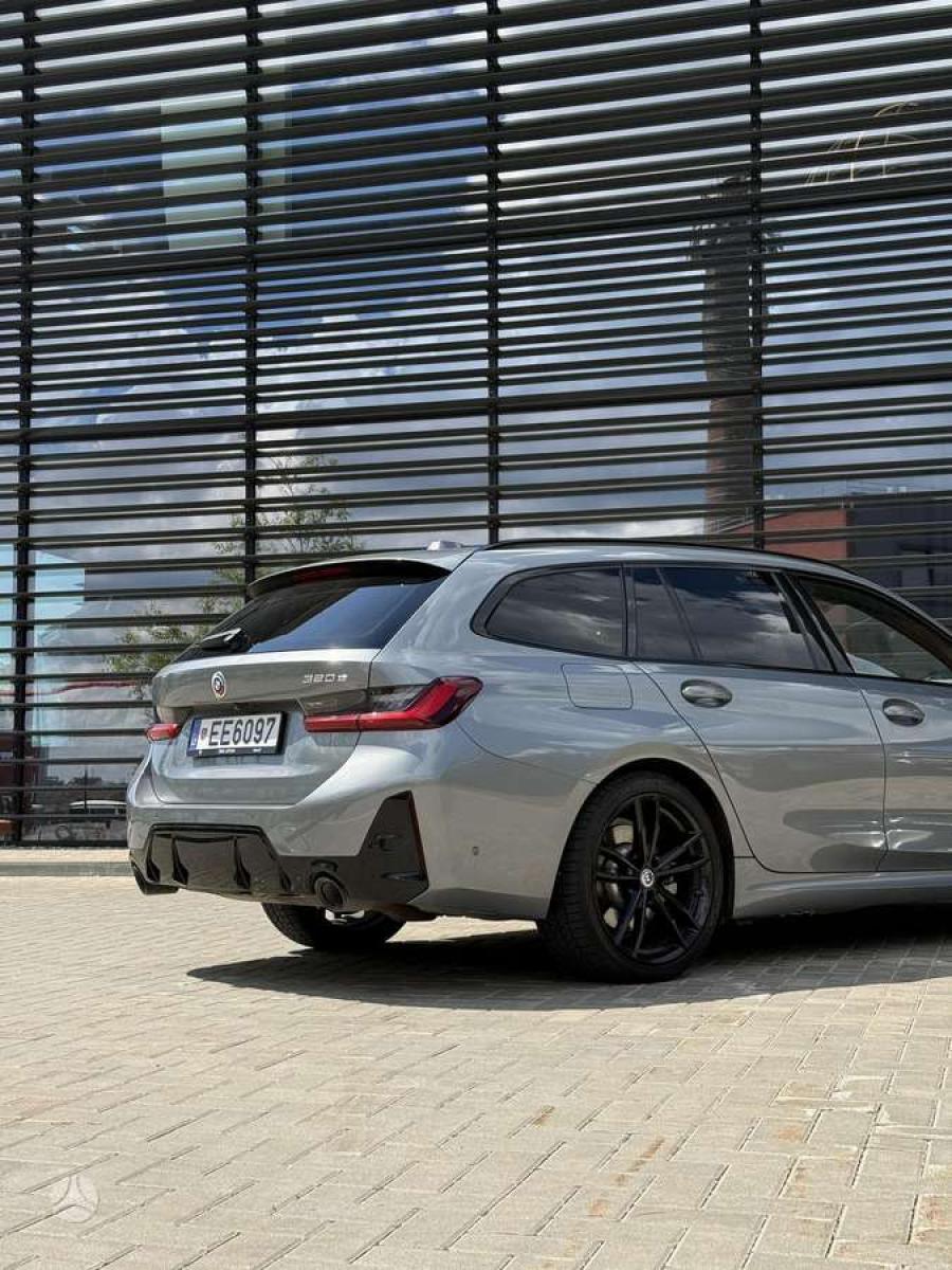 Grey BMW 320 2023 in Klaipeda, with an engine capacity of 2.00 L and mileage of 68 thousand km for 28700 €, photo 28 on AUTOMOTO.COM.LV