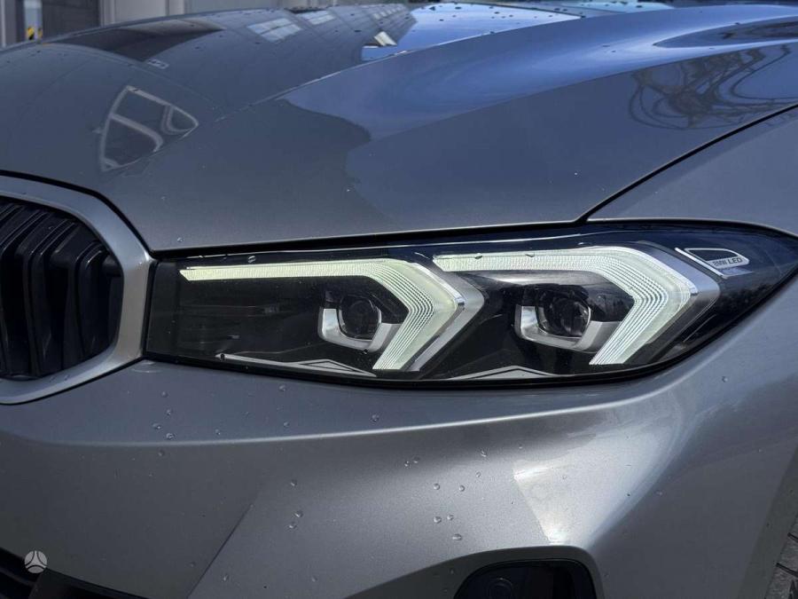 Grey BMW 320 2023 in Vilnius, with an engine capacity of 2.00 L and mileage of 200 thousand km for 21300 €, photo 10 on AUTOMOTO.COM.LV