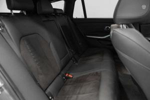 Grey BMW 320 2024 in Vilnius, with an engine capacity of 2.00 L and mileage of 76 thousand km for 38900 €, photo 9 on AUTOMOTO.COM.LV