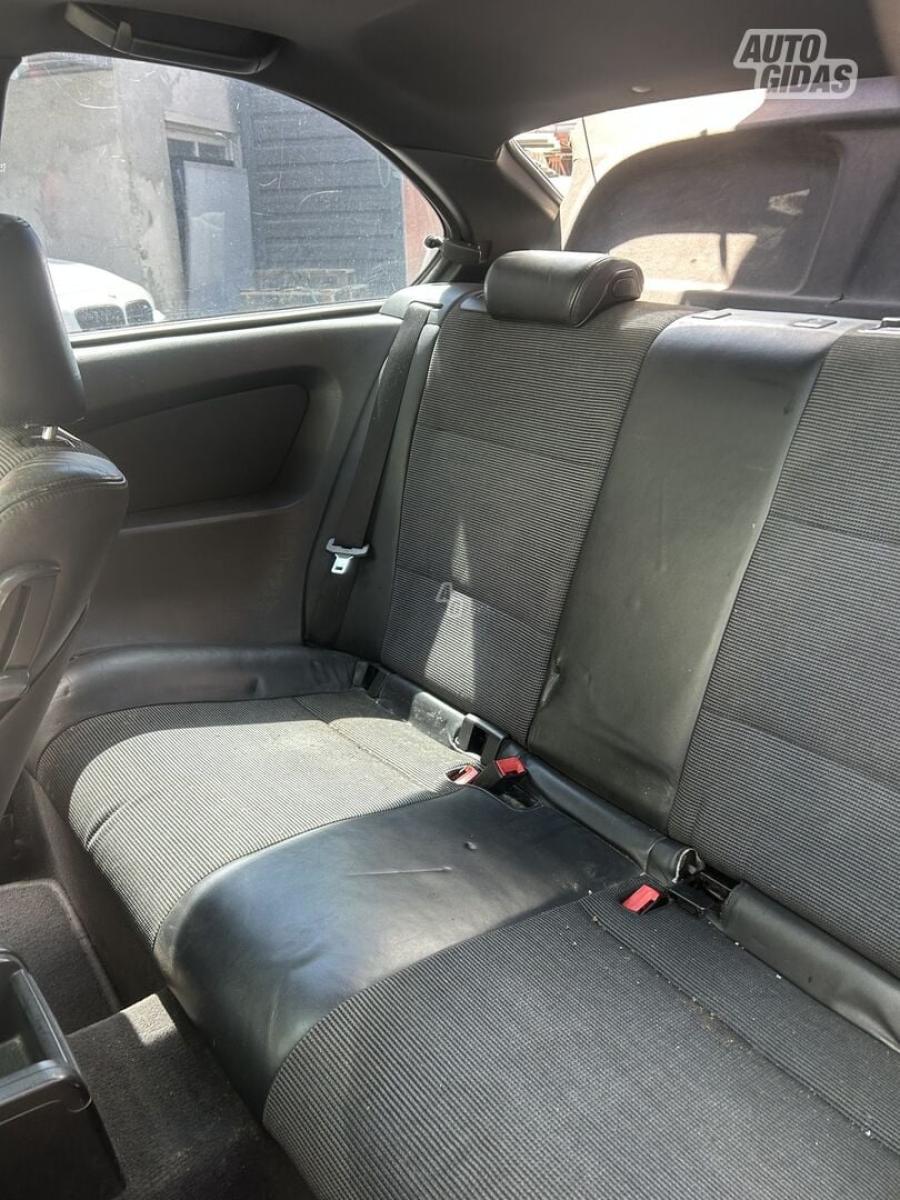 BMW 320 2005 Viļņa, ar dzinēja tilpumu 2.00 L un nobraukumu 430 tūkst. km par 1300 €, foto 13 vietnē AUTOMOTO.COM.LV