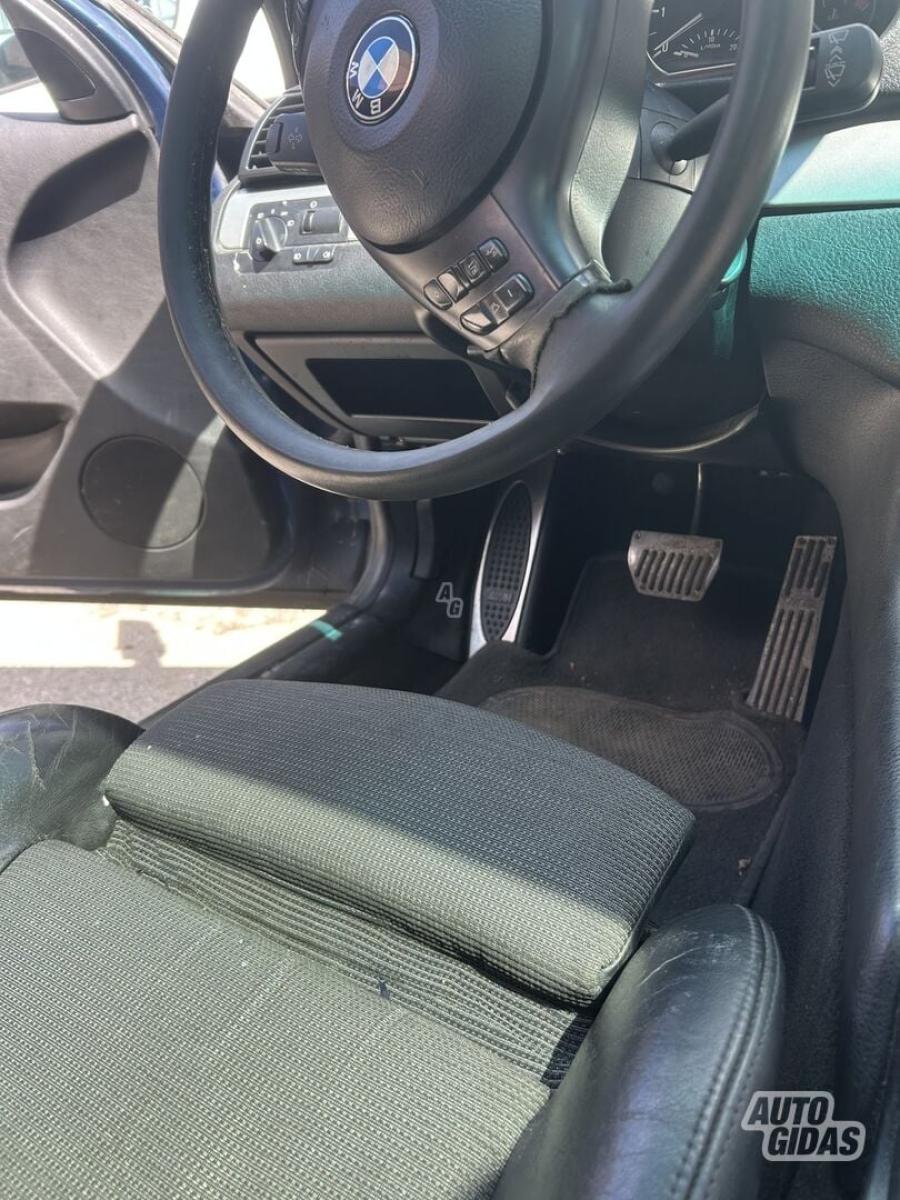 BMW 320 2005 Viļņa, ar dzinēja tilpumu 2.00 L un nobraukumu 430 tūkst. km par 1300 €, foto 14 vietnē AUTOMOTO.COM.LV