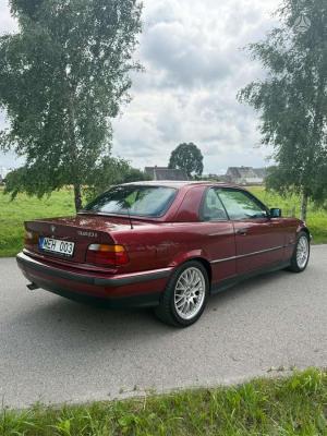 Sarkans BMW 320 1995 Kretinga, ar dzinēja tilpumu 1.99 L un nobraukumu 243 tūkst. km par 8250 €, foto 5 vietnē AUTOMOTO.COM.LV