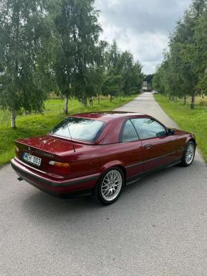 Sarkans BMW 320 1995 Kretinga, ar dzinēja tilpumu 1.99 L un nobraukumu 243 tūkst. km par 8250 €, foto 6 vietnē AUTOMOTO.COM.LV