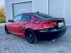 Red BMW 320 2008 in Riga, with an engine capacity of 2.00 L and mileage of 0 thousand km for 3850 €, photo 4 on AUTOMOTO.COM.LV