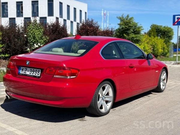 Sarkans BMW 320 2008 Rīga, ar dzinēja tilpumu 2.00 L un nobraukumu 129 tūkst. km par 8000 €, foto 4 vietnē AUTOMOTO.COM.LV