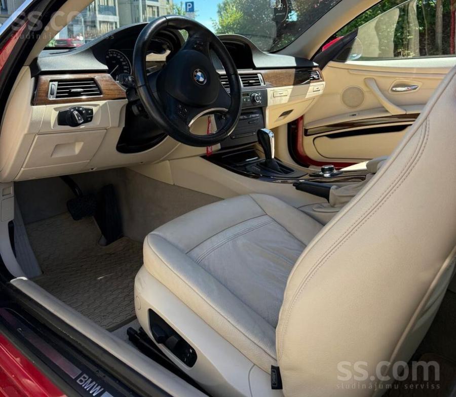 Red BMW 320 2008 in Riga, with an engine capacity of 2.00 L and mileage of 129 thousand km for 8000 €, photo 7 on AUTOMOTO.COM.LV