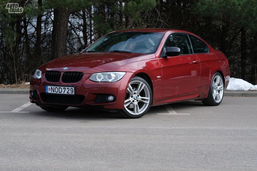 Sarkans BMW 320 2013 Viļņa, ar dzinēja tilpumu 2.00 L un nobraukumu 262 tūkst. km par 10000 €, foto 2 vietnē AUTOMOTO.COM.LV