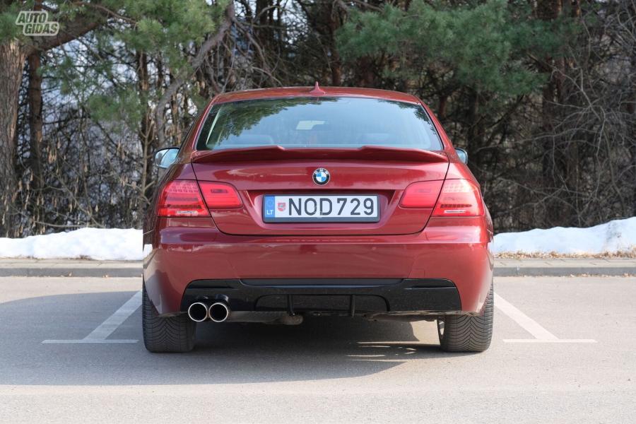Sarkans BMW 320 2013 Viļņa, ar dzinēja tilpumu 2.00 L un nobraukumu 262 tūkst. km par 10000 €, foto 8 vietnē AUTOMOTO.COM.LV