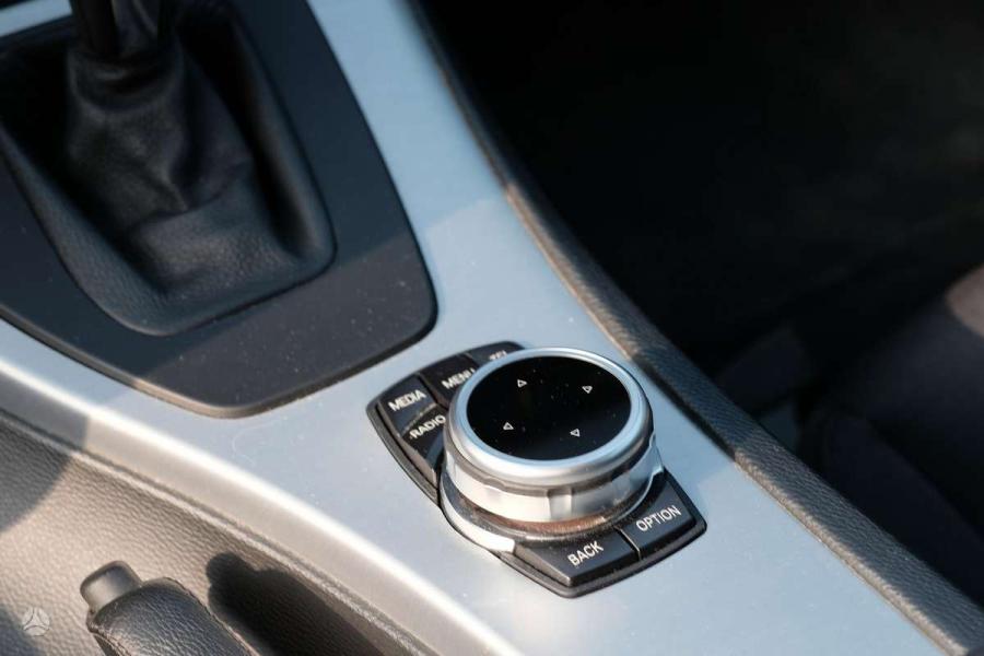 Красный БМВ 320 2013 в Вильнюс, объемом двигателя 2.00 л и пробегом 265 тыс. км за 7500 €, фото 14 на AUTOMOTO.COM.LV