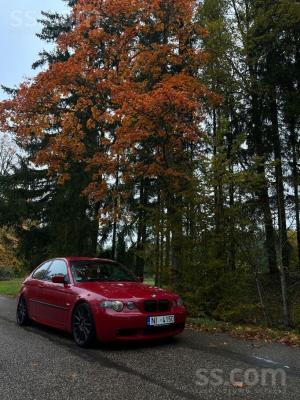 Red BMW 320 2002 in Riga, with an engine capacity of 2.00 L and mileage of 431 thousand km for 3200 €, photo 11 on AUTOMOTO.COM.LV