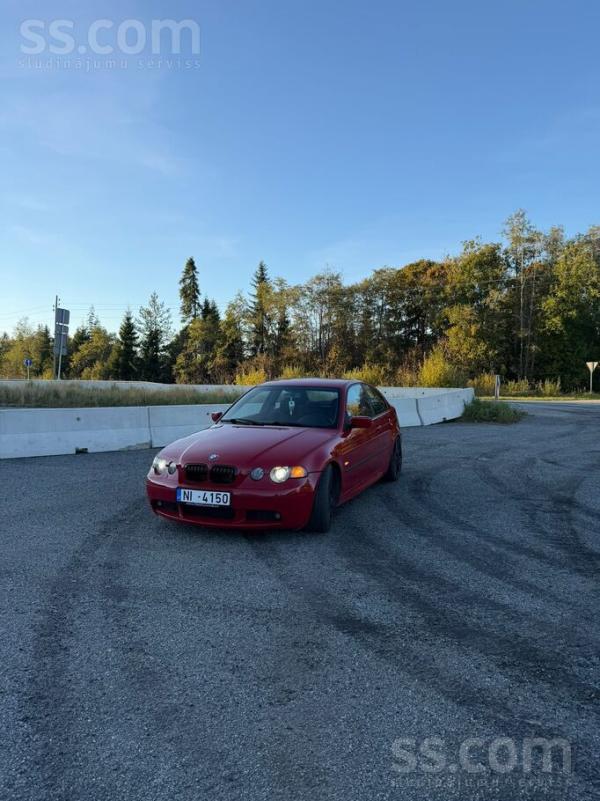 Red BMW 320 2002 in Riga, with an engine capacity of 2.00 L and mileage of 430 thousand km for 3200 €, photo 6 on AUTOMOTO.COM.LV
