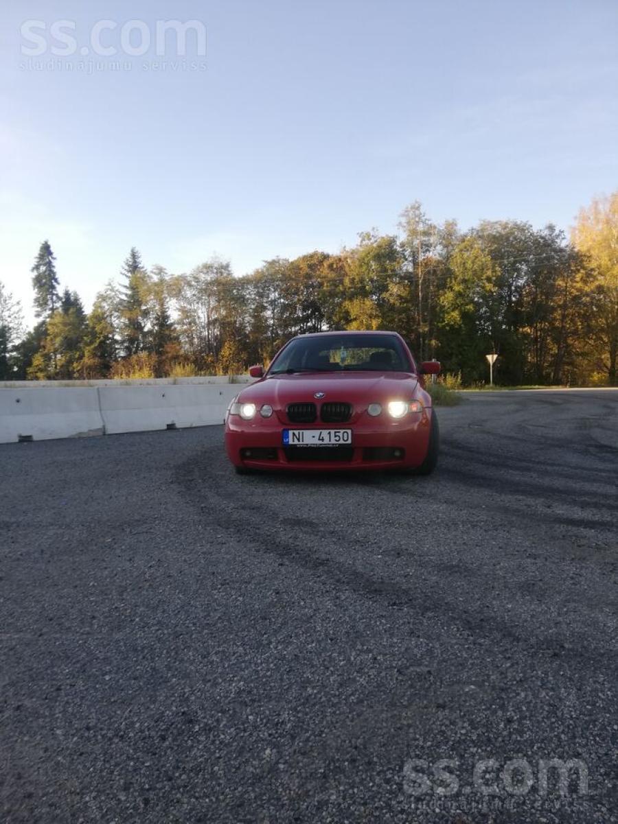 Red BMW 320 2002 in Riga, with an engine capacity of 2.00 L and mileage of 430 thousand km for 3200 €, photo 11 on AUTOMOTO.COM.LV