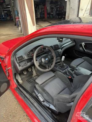 Red BMW 320 2004 in Klaipeda, with an engine capacity of 2.00 L and mileage of 287 thousand km for 1350 €, photo 9 on AUTOMOTO.COM.LV