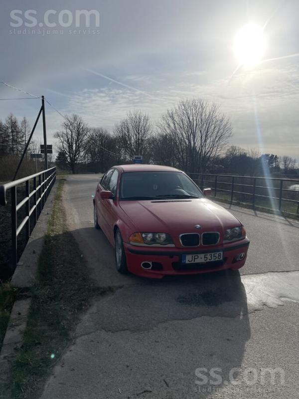 Sarkans BMW 320 2001 Liepāja, ar dzinēja tilpumu 2.00 L un nobraukumu 339 tūkst. km par 1400 €, foto 2 vietnē AUTOMOTO.COM.LV