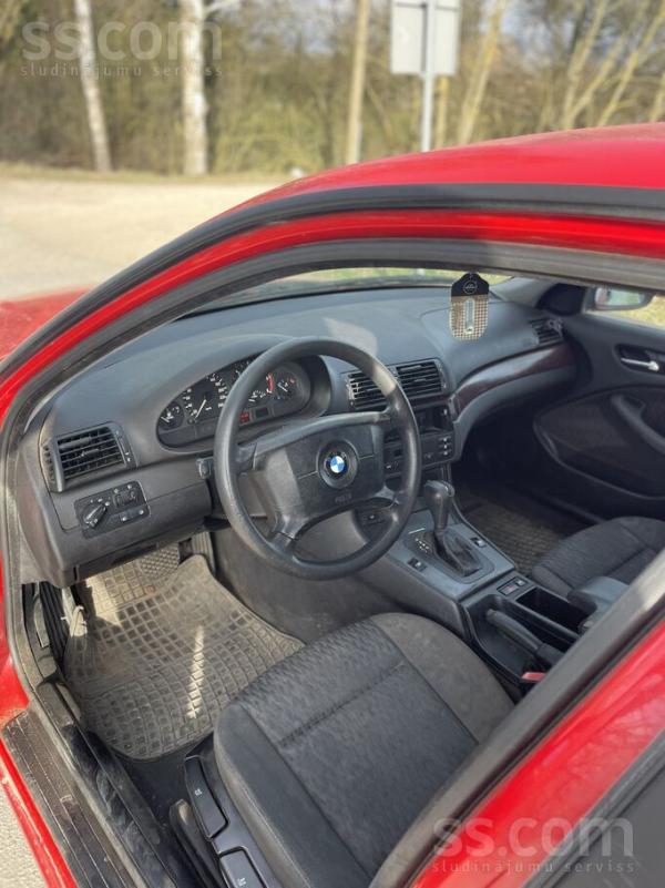 Sarkans BMW 320 2001 Liepāja, ar dzinēja tilpumu 2.00 L un nobraukumu 339 tūkst. km par 1400 €, foto 3 vietnē AUTOMOTO.COM.LV