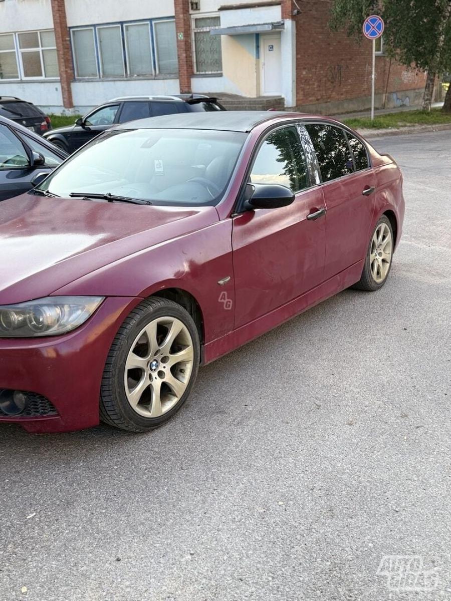 Red BMW 320 2005 in Alytus, with an engine capacity of 2.00 L and mileage of 490 thousand km for 1800 €, photo 4 on AUTOMOTO.COM.LV