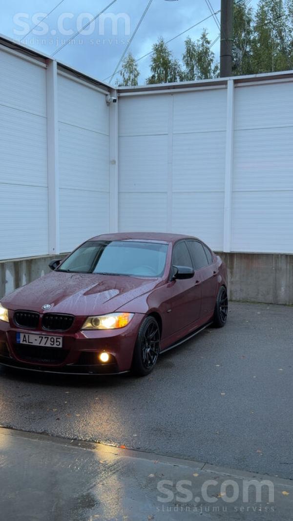 Sarkans BMW 320 2005 Rīga, ar dzinēja tilpumu 2.00 L un nobraukumu 300 tūkst. km par 7300 €, foto 4 vietnē AUTOMOTO.COM.LV