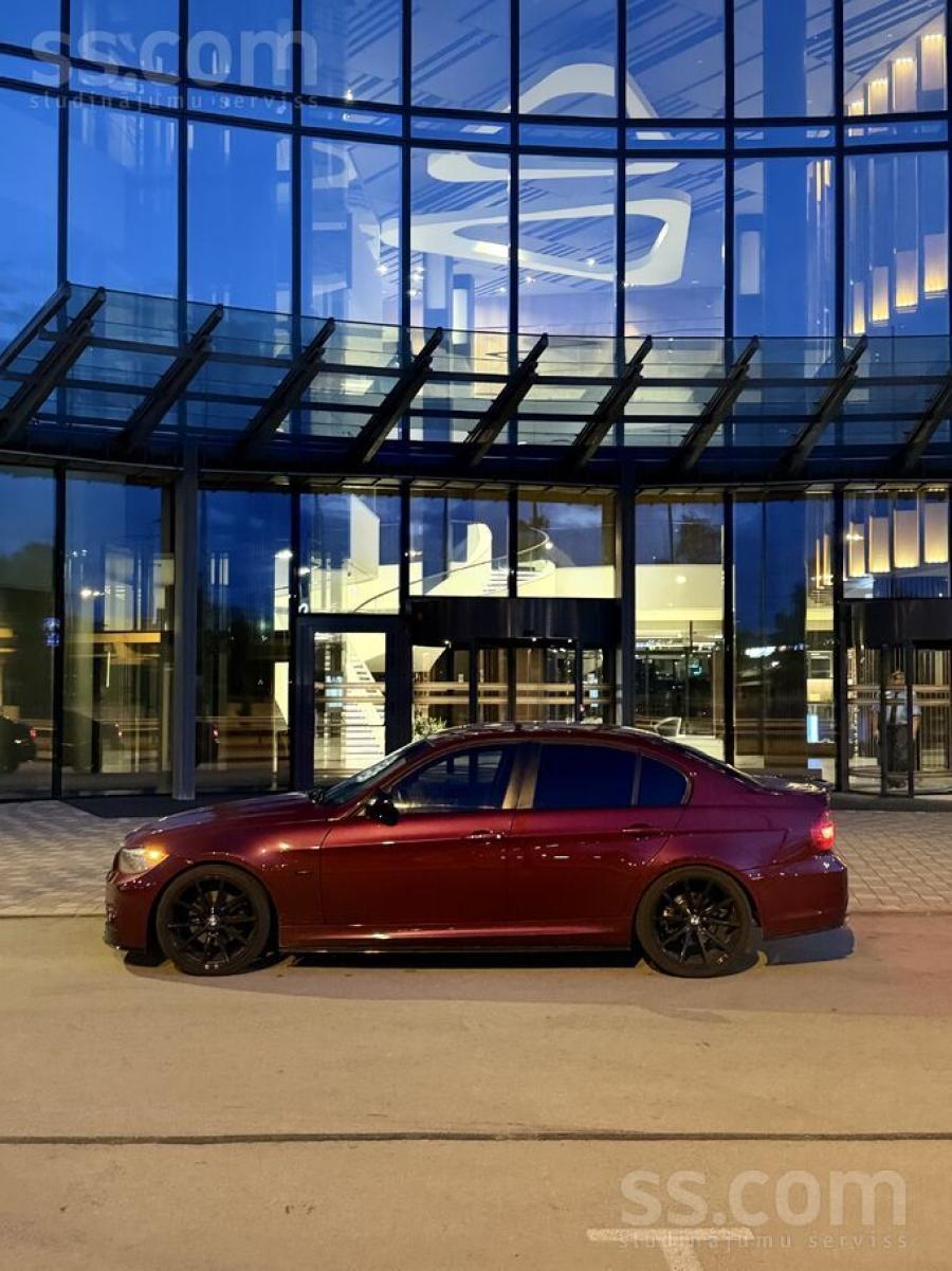 Sarkans BMW 320 2005 Rīga, ar dzinēja tilpumu 2.00 L un nobraukumu 300 tūkst. km par 7300 €, foto 6 vietnē AUTOMOTO.COM.LV