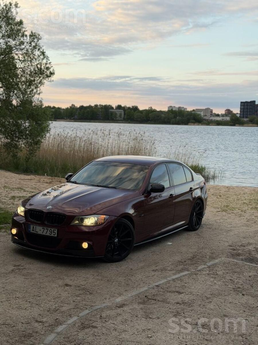 Sarkans BMW 320 2005 Rīga, ar dzinēja tilpumu 2.00 L un nobraukumu 300 tūkst. km par 7300 €, foto 10 vietnē AUTOMOTO.COM.LV