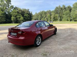 Red BMW 320 2008 in Riga, with an engine capacity of 2.00 L and mileage of 209 thousand km for 4300 €, photo 6 on AUTOMOTO.COM.LV