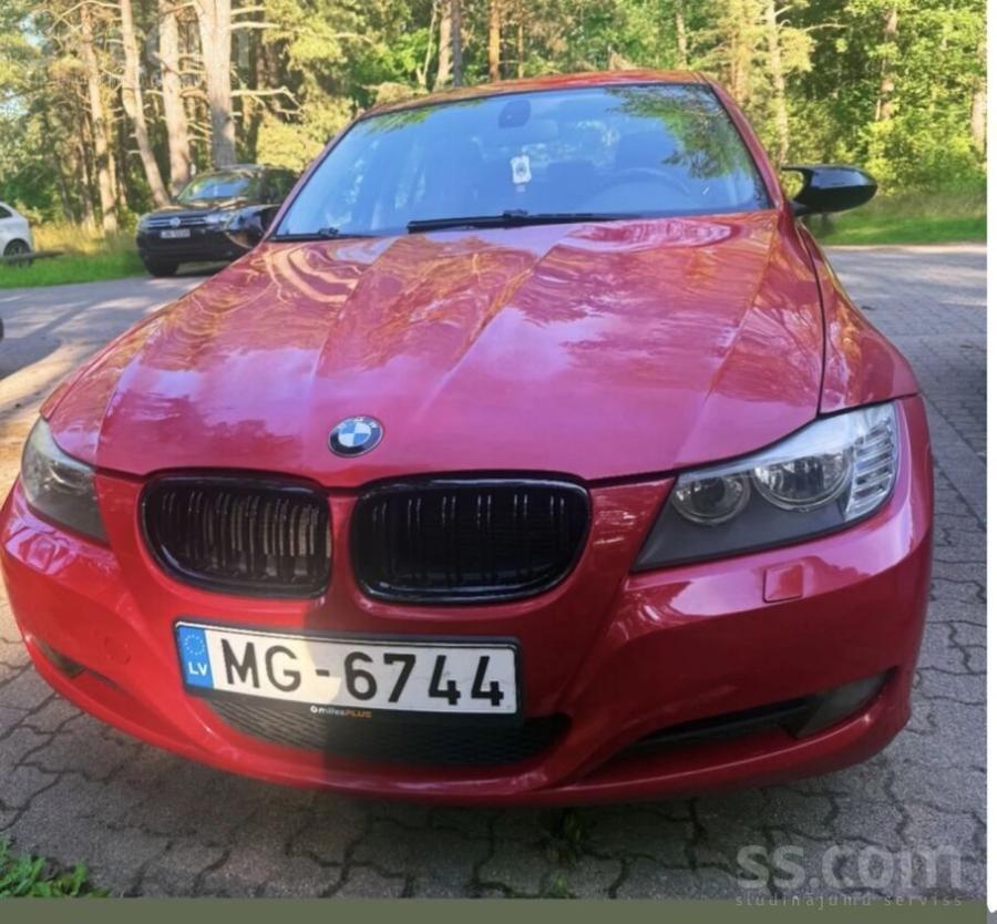 Red BMW 320 2008 in Riga, with an engine capacity of 2.00 L and mileage of 210 thousand km for 3700 €, photo 1 on AUTOMOTO.COM.LV