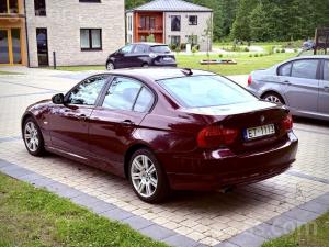 Red BMW 320 2009 in Riga, with an engine capacity of 2.00 L and mileage of 443 thousand km for 4600 €, photo 6 on AUTOMOTO.COM.LV